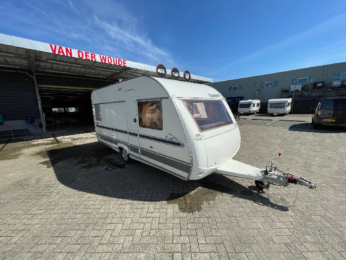 Beyerland Quartz 460 4 Persoons met voortent :: Van der Woude caravans